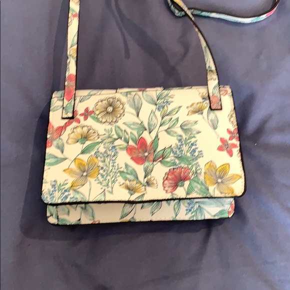 Bags | Pristine Floral Purse | Poshmark